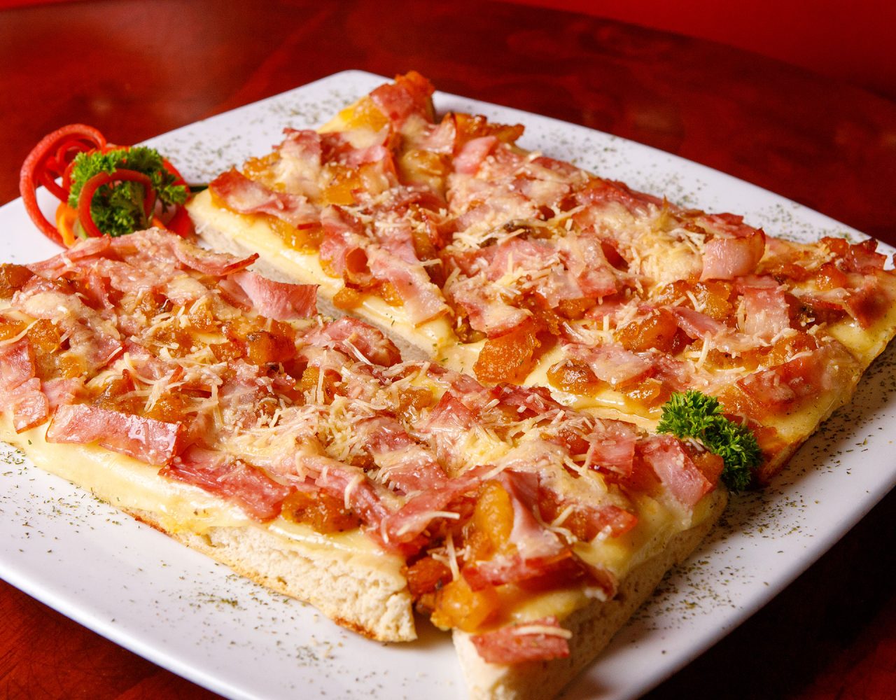 El Faro | Pizza | Licor | y Rock 'n Roll | Shows en Vivo | Standup Comedy